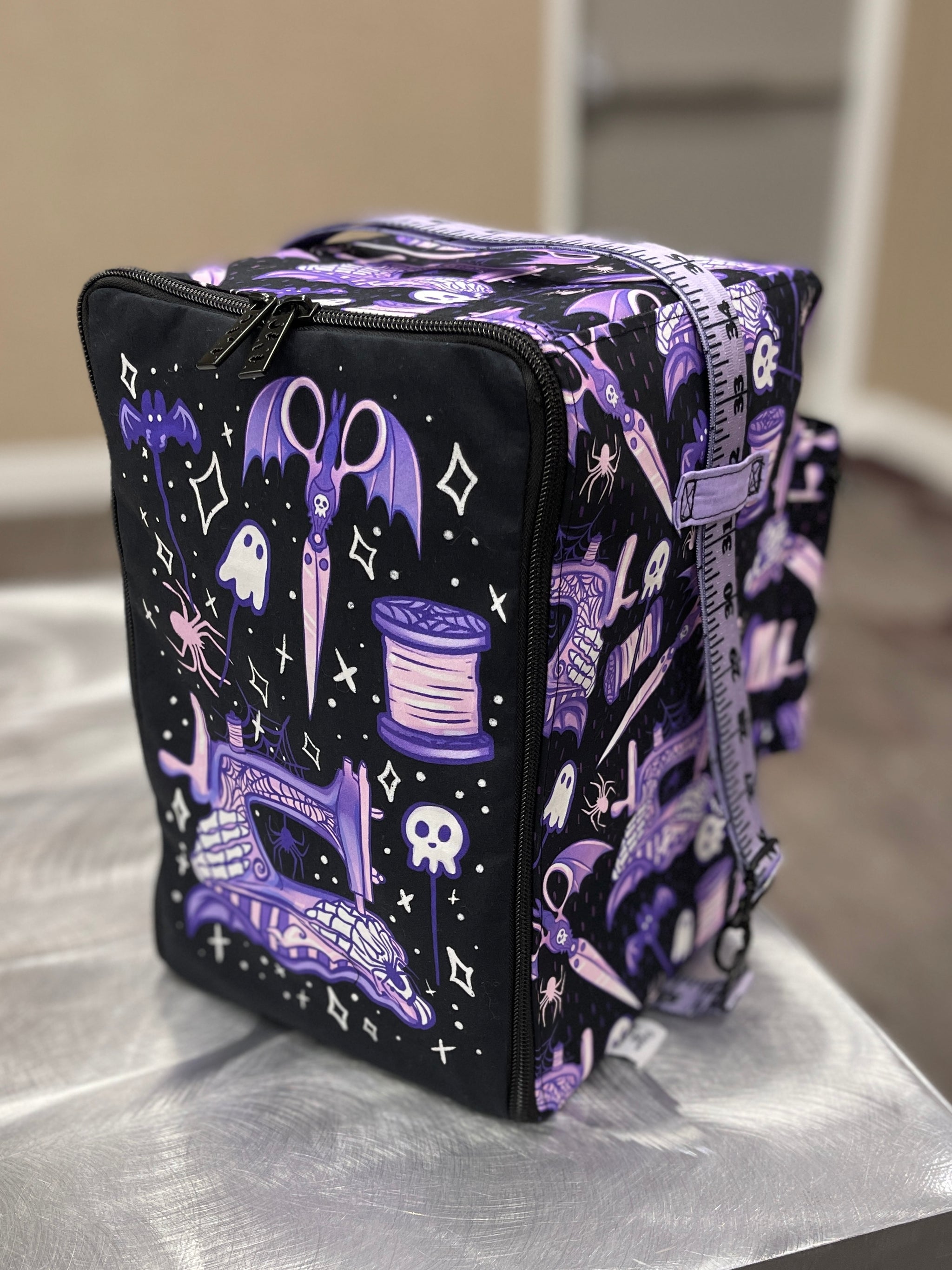 Everything But the Machine Tote Pdf Pattern – Salty Sews